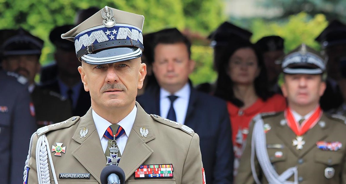 Top Polish generals resign days before elections | Notes From Poland