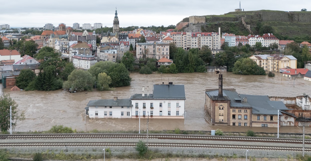 In wake of devastating floods, Poland debates how to withstand the next ...