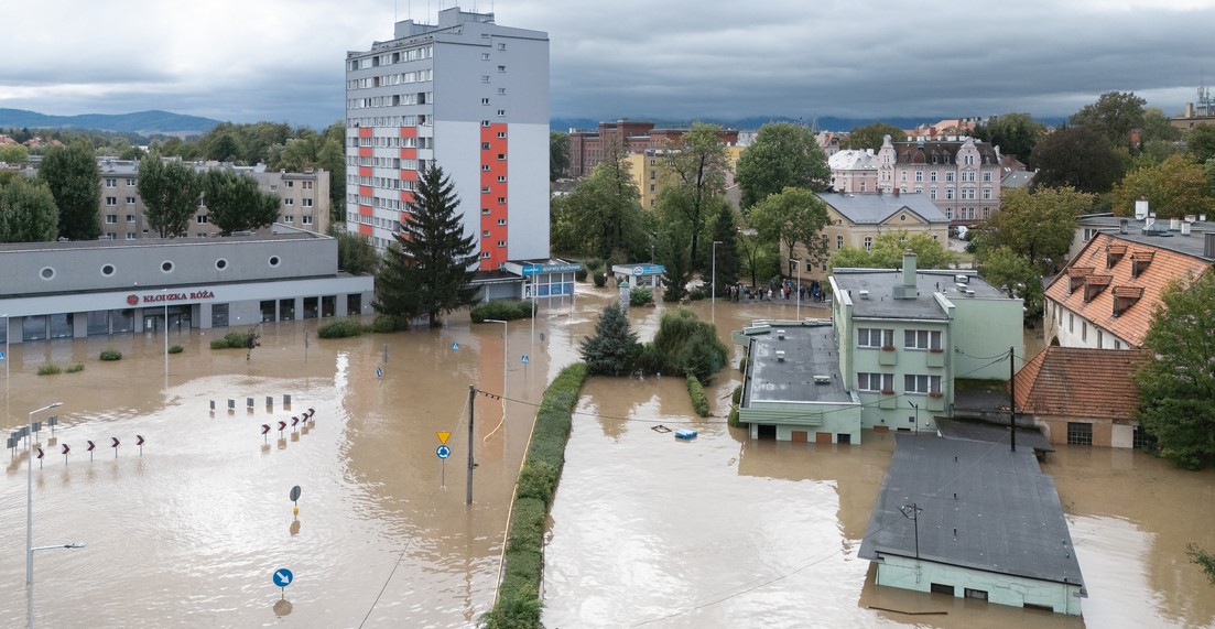 Residents of flood-hit Polish town still without government ...