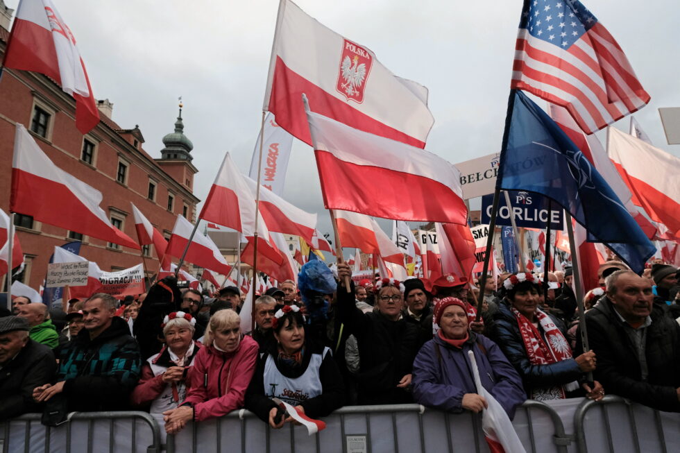 Polish opposition hold protest against EU migration and trade policies ...