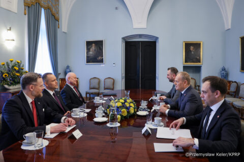 Polish president and PM fail to reach agreement on EU defence loans as ...